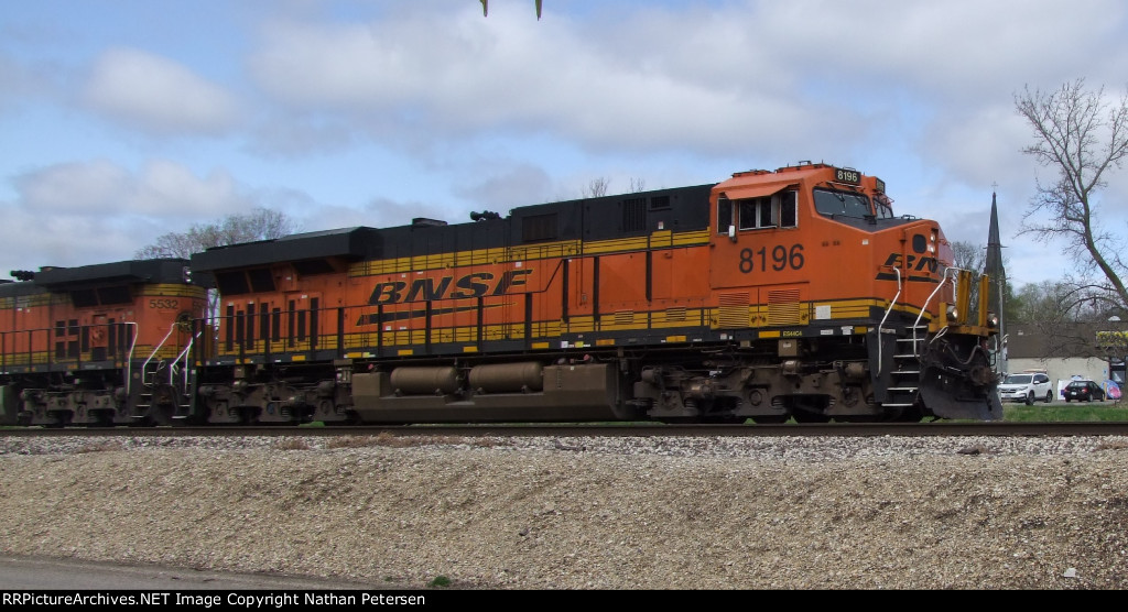 BNSF 8196